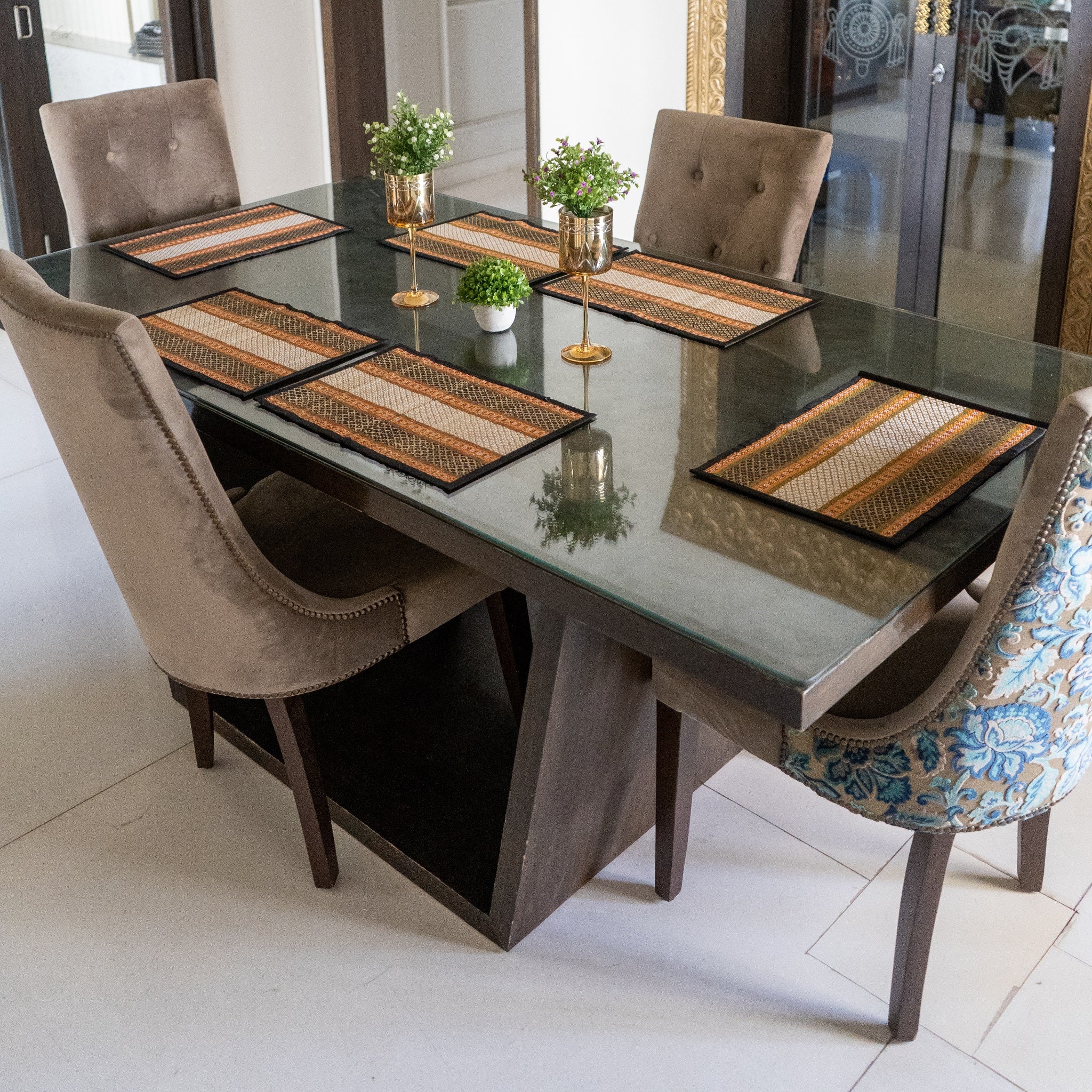 Handcrafted Eco-Friendly River Grass Table Mats Set of 6(Black ...